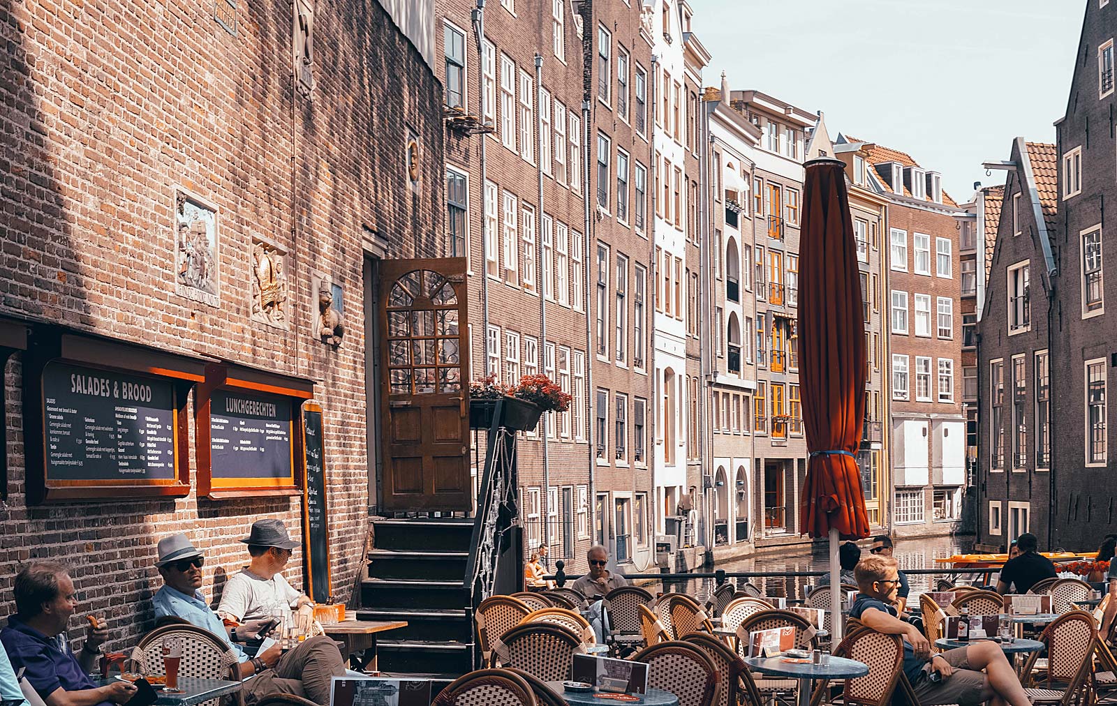 TERRAS SPECIAL: Dit zijn de leukste terrasjes voor die heerlijke ...